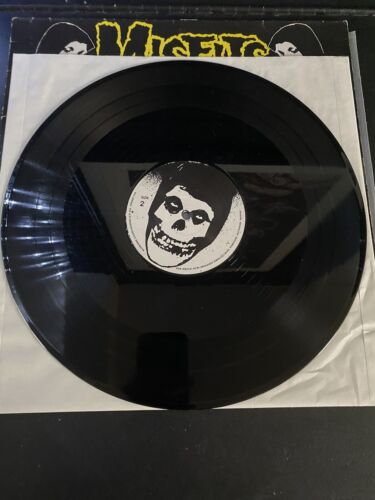 popsike.com - The Misfits Evilive Aggressive Rockproduktionen - auction ... popsike.com - The Misfits Evilive Aggressive Rockproduktionen - auction ...
